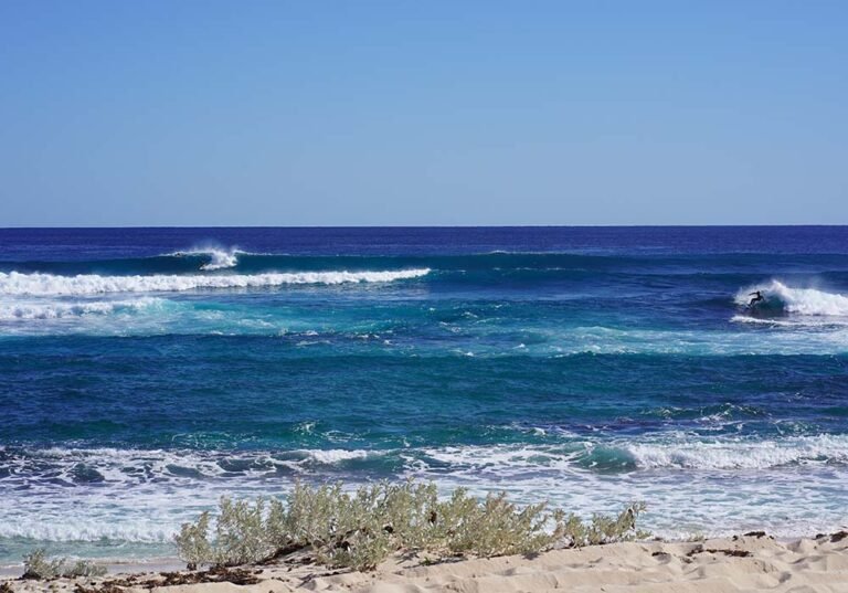 Red Bluff in WA: Complete guide to Quobba’s best destination